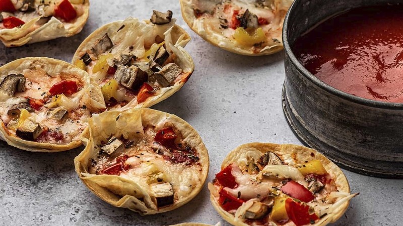 Made-in-Minutes Mini Pizza Cups